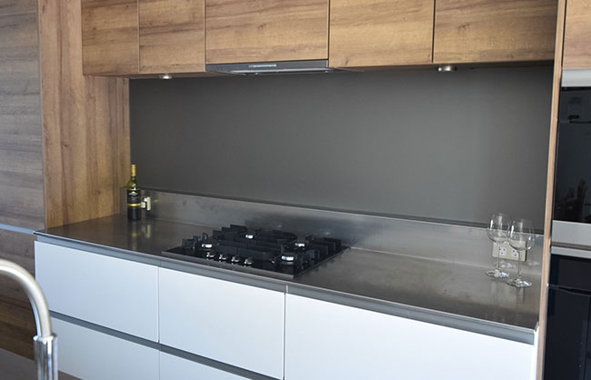 Matt Glass Splashbacks and Shower Liners by Haynes Glass, Auckland NZ