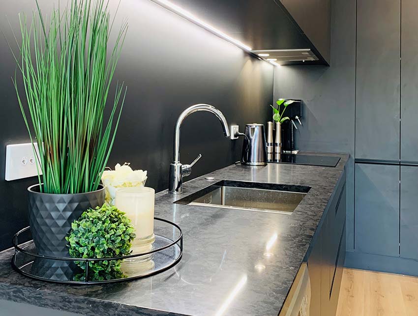 Matt Glass Splashbacks and Shower Liners by Haynes Glass, Auckland NZ
