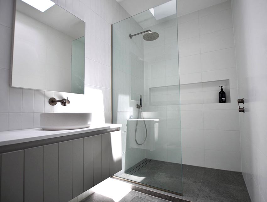 Glass Shower Screens and Bathroom Dividers by Haynes, Auckland NZ